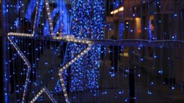 Cheltenham public say mayor's car must go to save money - BBC News