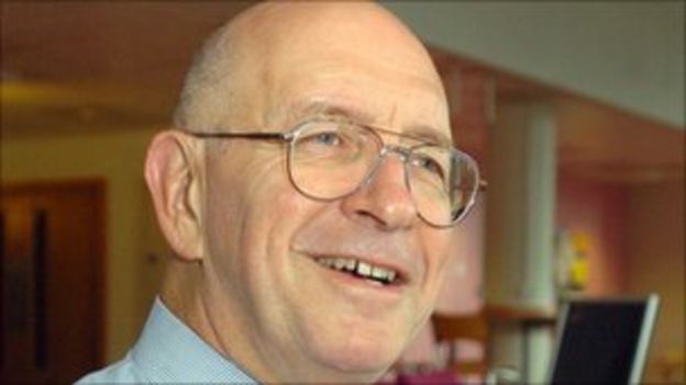 Cutting England's police forces - BBC News