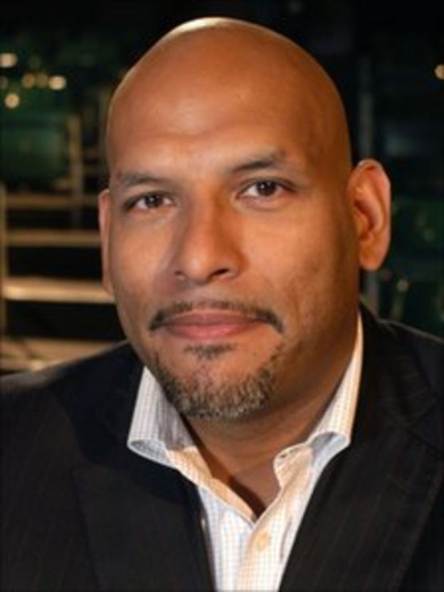 NBA star John Amaechi in bar access row - BBC News