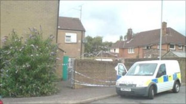 Two cousins jailed for killing Cardiff neighbour - BBC News