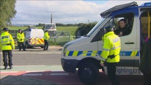 Heaton Park killing victim named as Joanne Oliver - BBC News