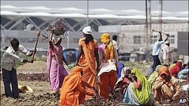 Delhi Games' village 'ready by Wednesday' - BBC News