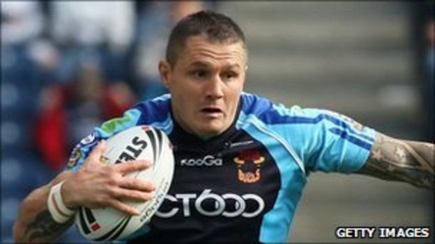 Rugby league player Terry Newton found dead - BBC News