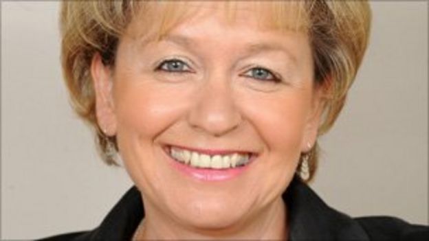 Rosie Winterton is named Labour's chief whip - BBC News
