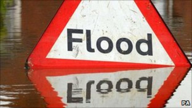 Views sought on Elgin flood prevention plans - BBC News