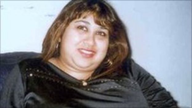 Reward offered in London park murder case - BBC News