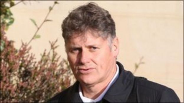 Sheridan accuses ex-colleague of 'fantasy and smear' - BBC News