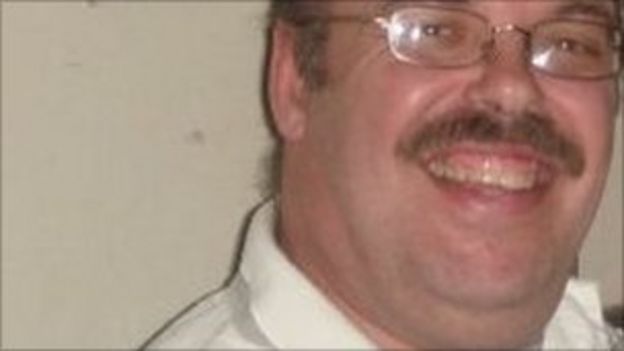 Police cleared over M180 car fire death - BBC News