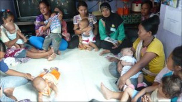 New Indonesia breastfeeding law stokes controversy - BBC News