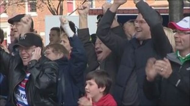 Fans' joy as Wakefield Wildcats' stadium plan approved - BBC News