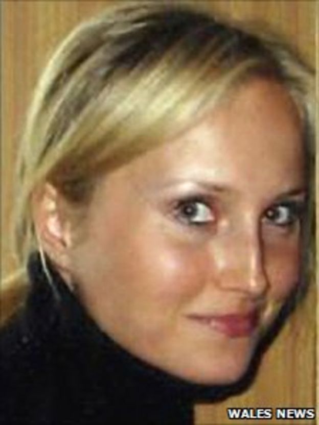 Newly-wed cleared of murder after five months marriage - BBC News