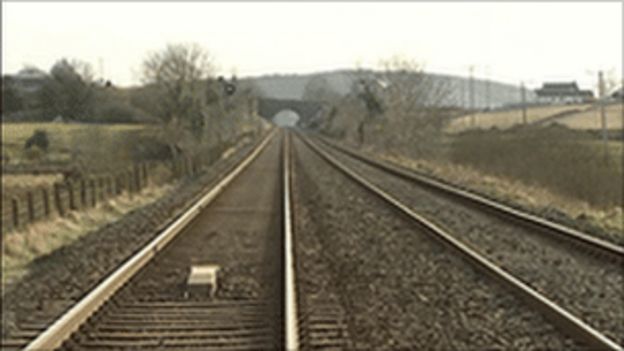 Police blame 'cowardly element' for County Armagh bomb - BBC News