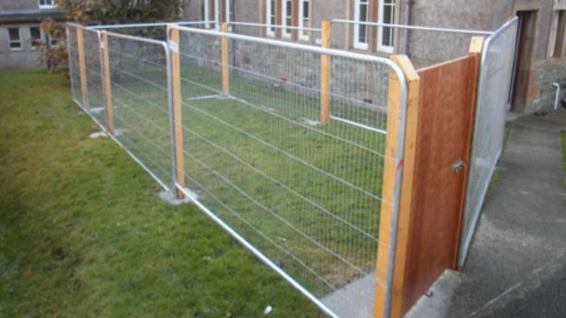 'Cage' for autistic Nicolson Institute pupil removed - BBC News