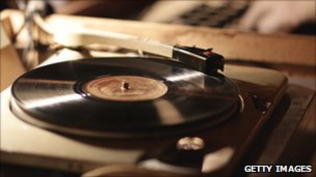 Who, What, Why: What is a 'shellacking'? - BBC News