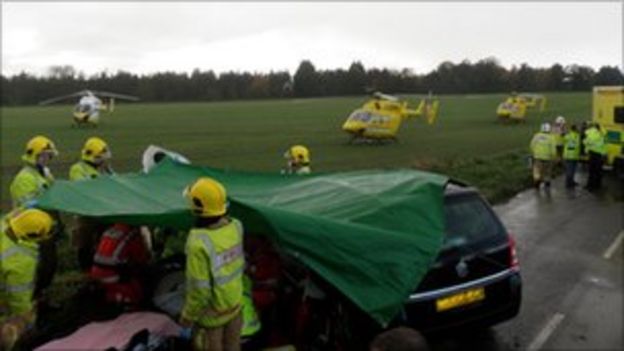 Two killed and six injured in Norfolk crash - BBC News
