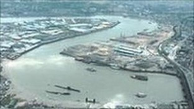 Medway's 2012 city status bid is 'vital for growth' - BBC News