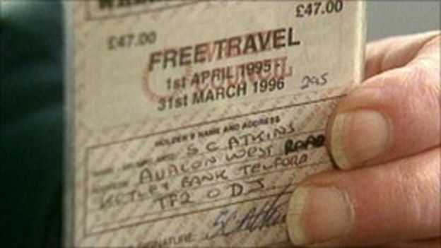 Free bus pass scheme faces cuts across Dorset - BBC News