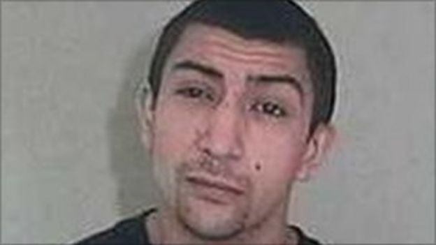 Man jailed for life over Leeds attack death - BBC News