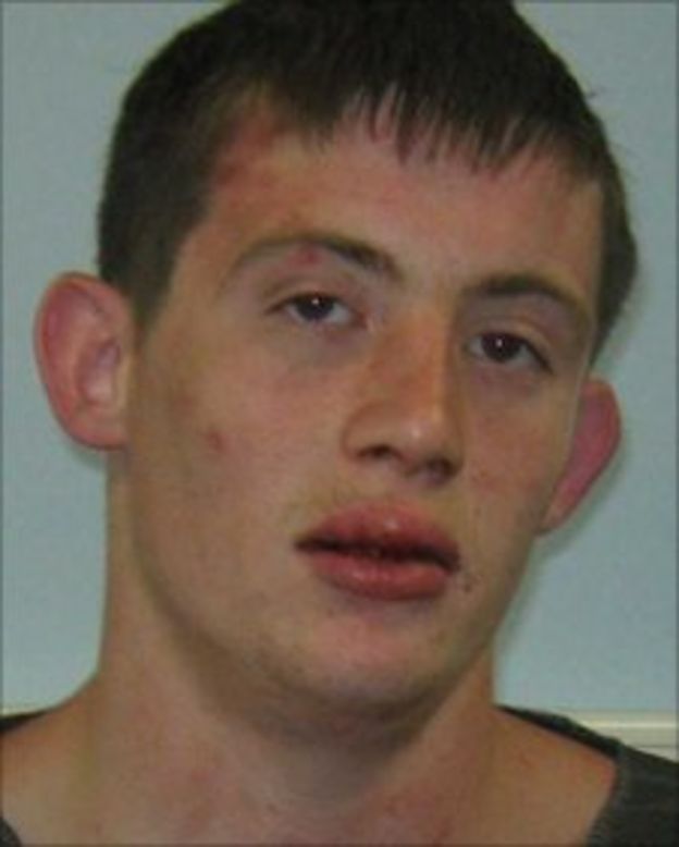 Man jailed for attack outside the Albion in Farnham - BBC News