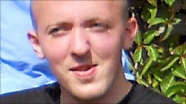 Police name man killed in A71 horse trailer crash - BBC News