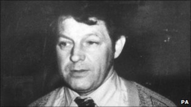 Arrests in 1988 Phillip Saunders murder case probe - BBC News