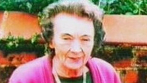 Clash over Simon Hall murder appeal fibres evidence - BBC News