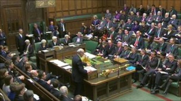 Northern Ireland MPs unite in opposition to fees - BBC News