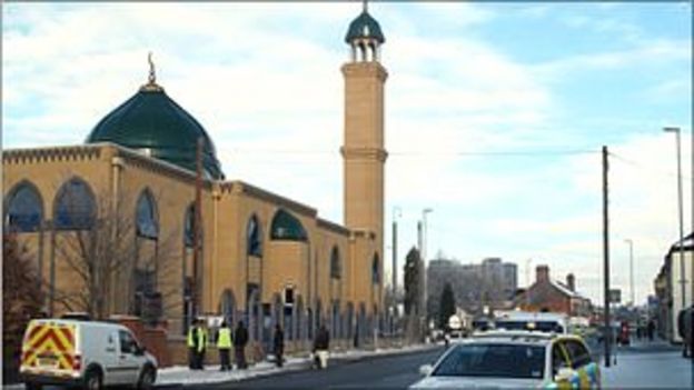 Multi-faith march after mosque arson in Hanley - BBC News