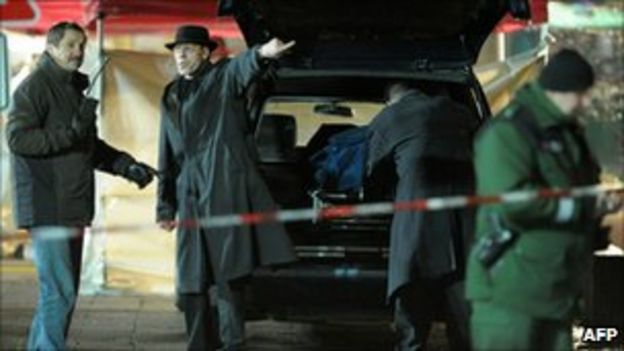 German 'gentleman robbers' killed by Karlsruhe police - BBC News