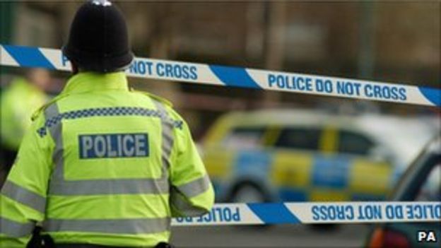 Welsh police cuts but 'frontline can be protected' - BBC News