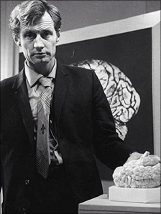 Patrick Moore to Brian Cox - A history of TV science - BBC News