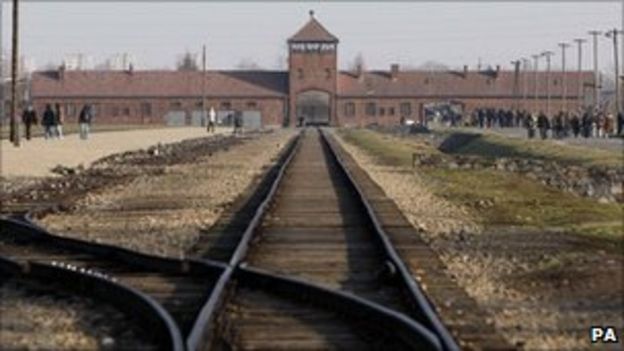 Auschwitz memorial: Germany gives $80m for preservation - BBC News