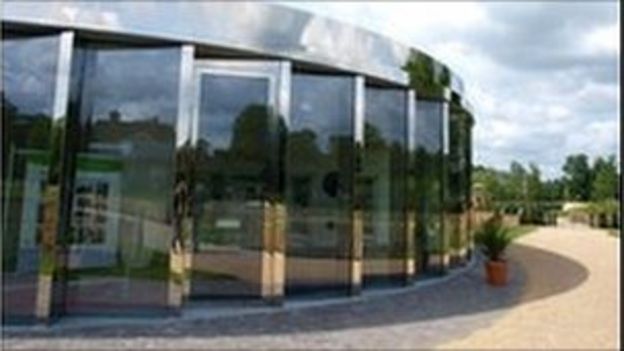 Film explores history of Reigate Priory in Surrey - BBC News