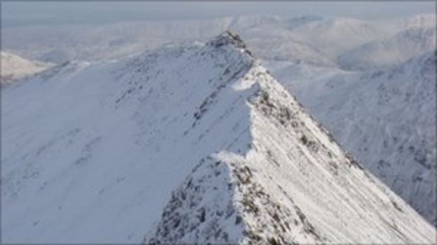 Second death in fall on Helvellyn in Lake District - BBC News