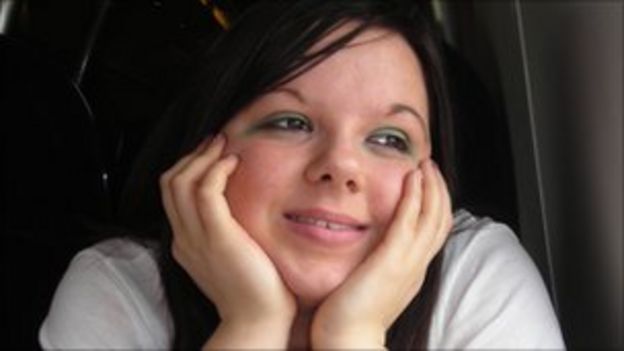 Concern for missing teenage girl in Liverpool - BBC News