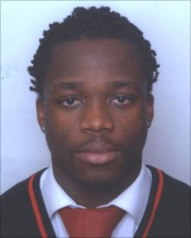 Peckham murder victim 'was model athlete' - BBC News