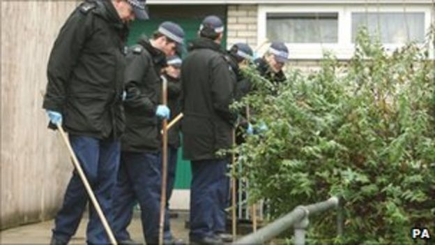 Peckham murder victim 'was model athlete' - BBC News