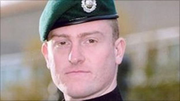 Royal Marine Mathew Ford's death: mother fights on - BBC News