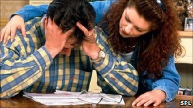 Obesity linked to money insecurity in affluent nations - BBC News