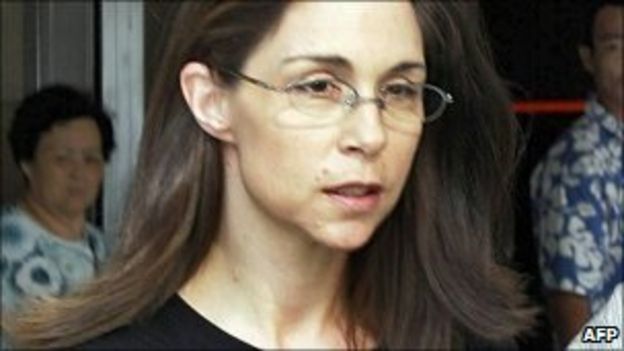 'Milkshake murder' retrial opens in Hong Kong - BBC News