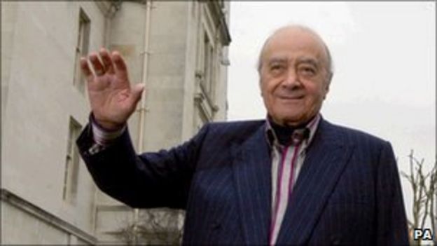 Al Fayed joins campaigners at Oxted quarry inquiry - BBC News