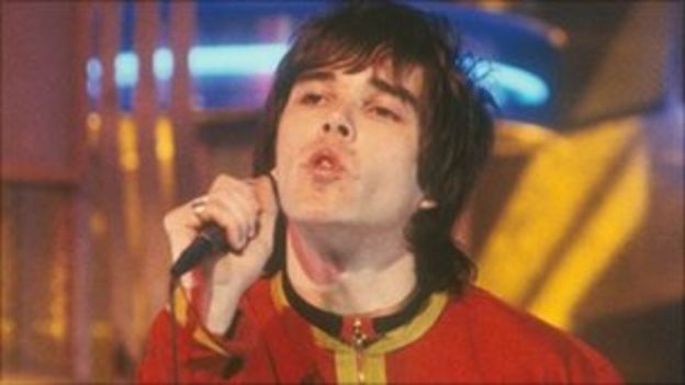 Stone Roses' Spike Island gig backdrop to new film - BBC News