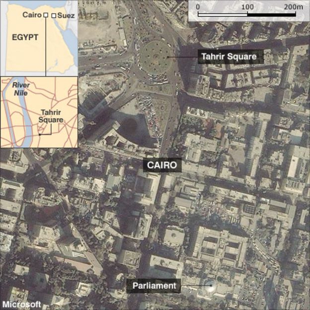 Egypt protests: Tension rises as jets buzz Cairo square - BBC News