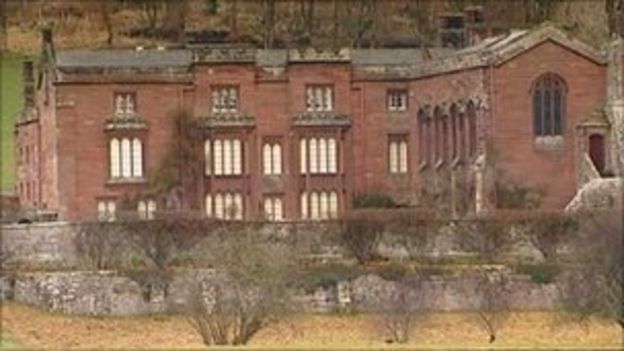 Talks held over future of Rose Castle - BBC News