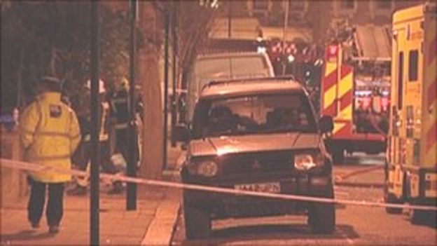 Newington Green 'gas explosion' investigated - BBC News
