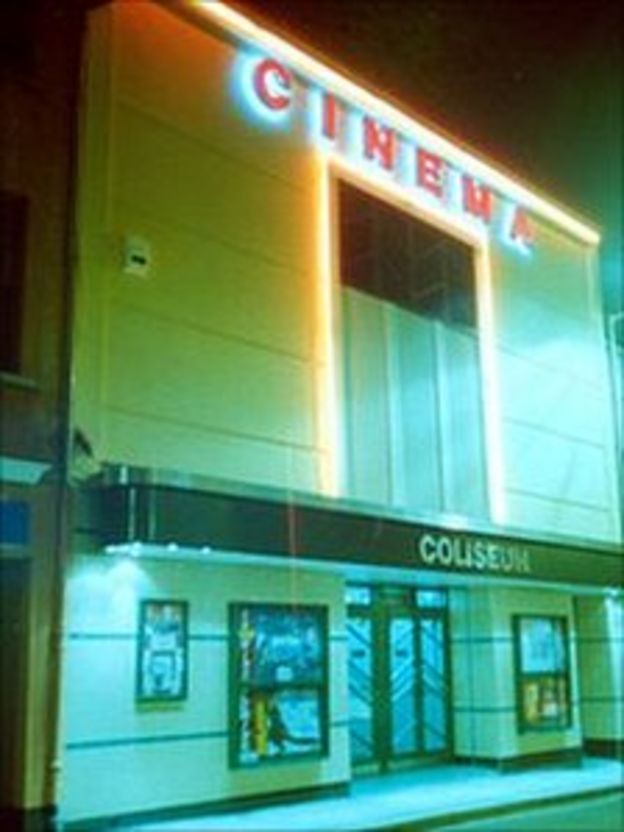 Independent cinemas' fight for survival in Wales - BBC News