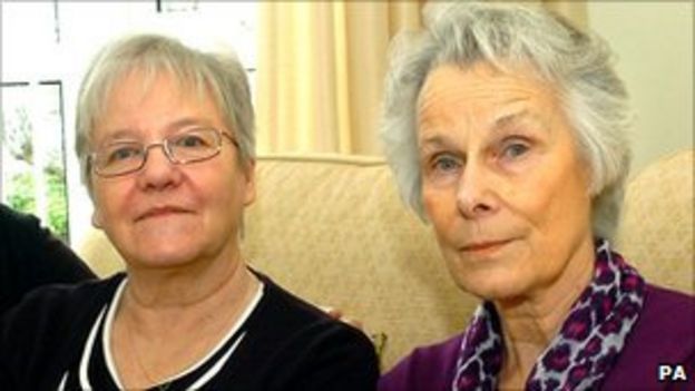 Crimewatch appeal over care home fire murder - BBC News