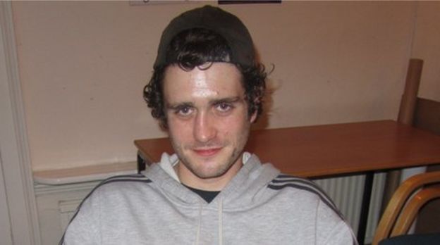 Your view: Should prisoners be allowed to vote? - BBC News