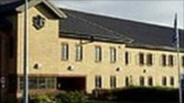 Striking prison officers pledge to 'resist military' - BBC News