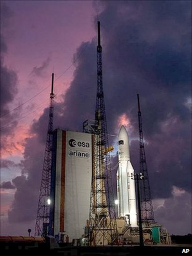 'Johannes Kepler' space freighter launch delayed - BBC News